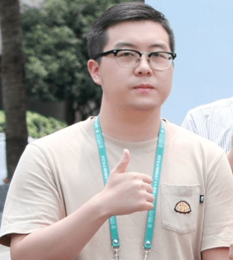 邹武威博士生Energ. Convers. Manage.: 增强水凝胶的内部导热性以实现有效的光伏板被动散热 – JMO Lab